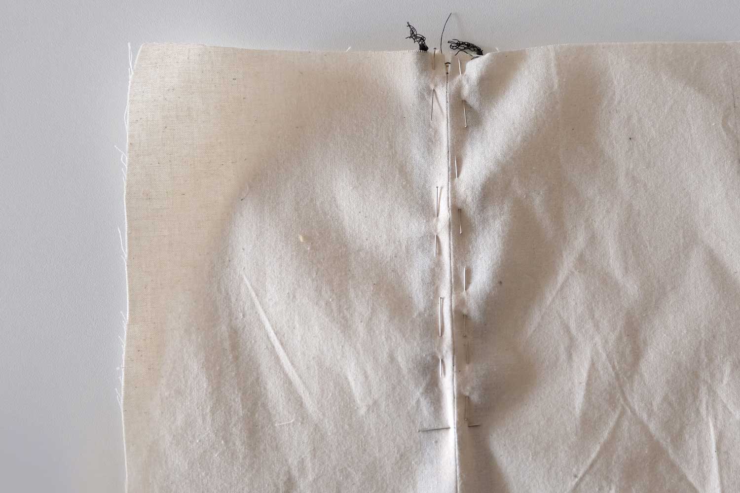 Zipper Tutorial - How to Sew a Centred Zip - The House of Sew